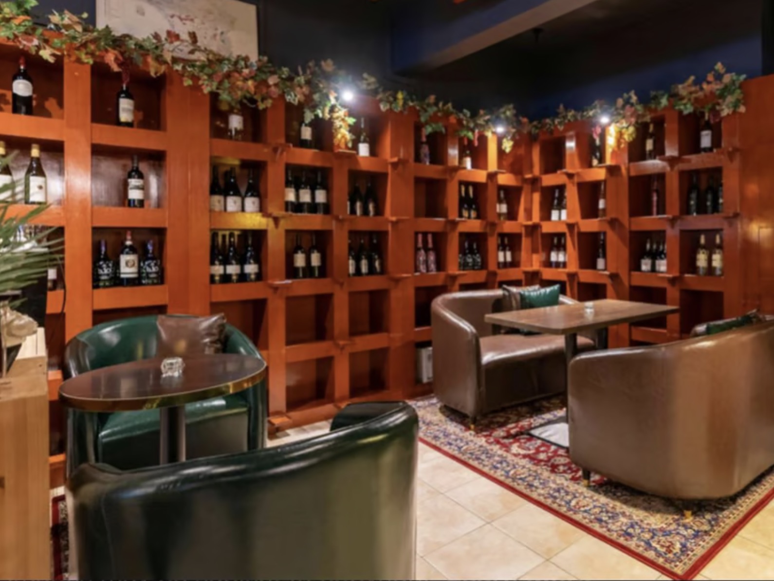 Nuvo Bar | Wine Dine Beer